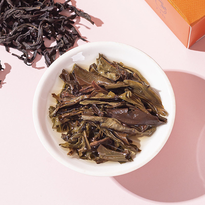 Chaozhou Phoenix Single Cluster Tea - Fragrant Chinese Tea in a ...