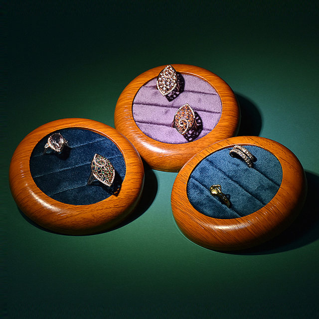 Jinshijue solid wood grain microfiber ring tray velvet jewelry display ...