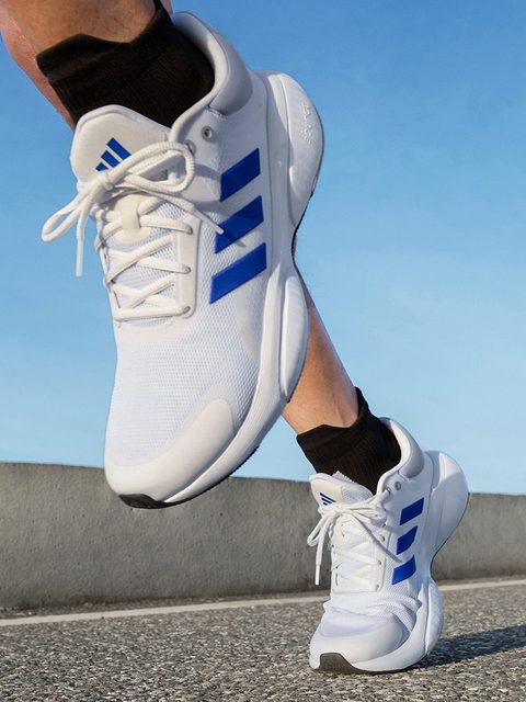 Response runs freely, comfortable running sports shoes men Adidas ...