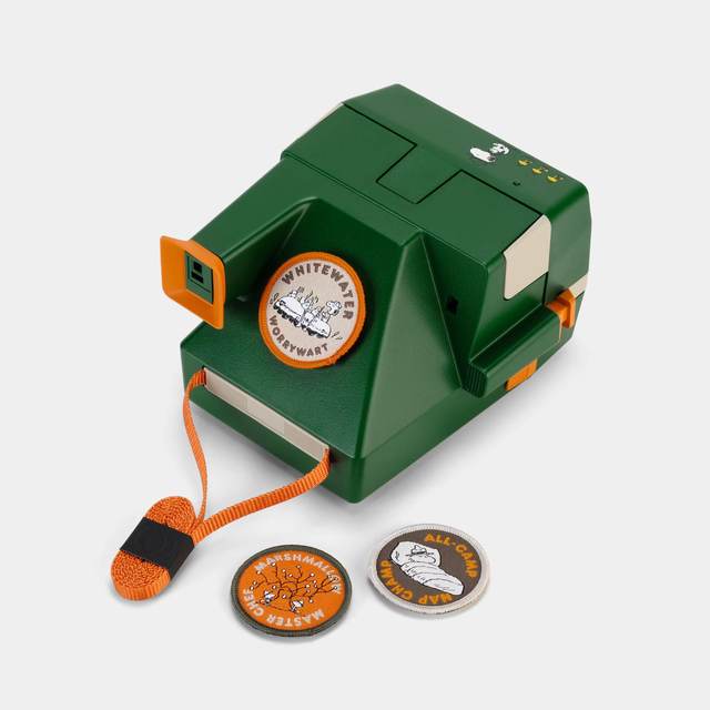 New product in stock Polaroid 600 Snoopy instant camera PEANUTSBEAGLESCOUTS