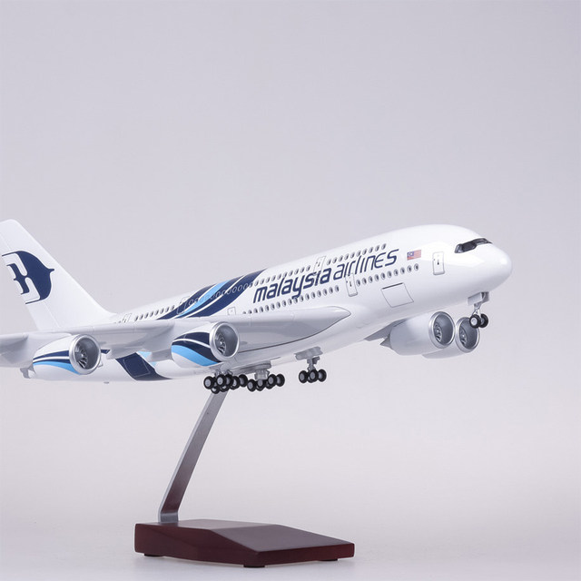 Malaysia Airlines aircraft model 380 passenger aircraft simulation ...