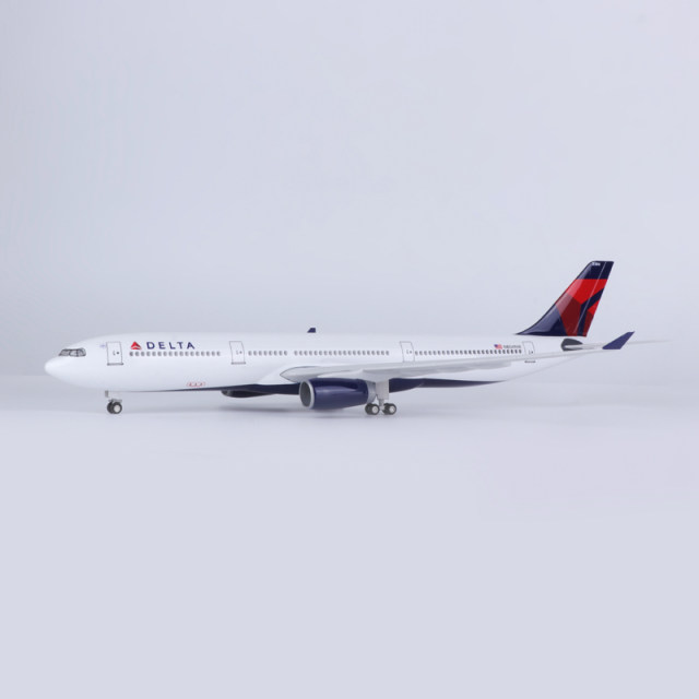 Delta Airlines Airbus A330 simulated passenger aircraft model boy gift ...