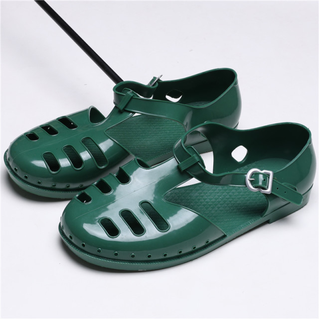 Liberation shoes summer men's breathable plastic hole shoes wear ...