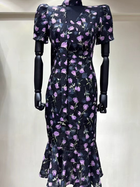 Luo Fancy French V Neck Tight Tight Waist Slim Looking Split Print ...