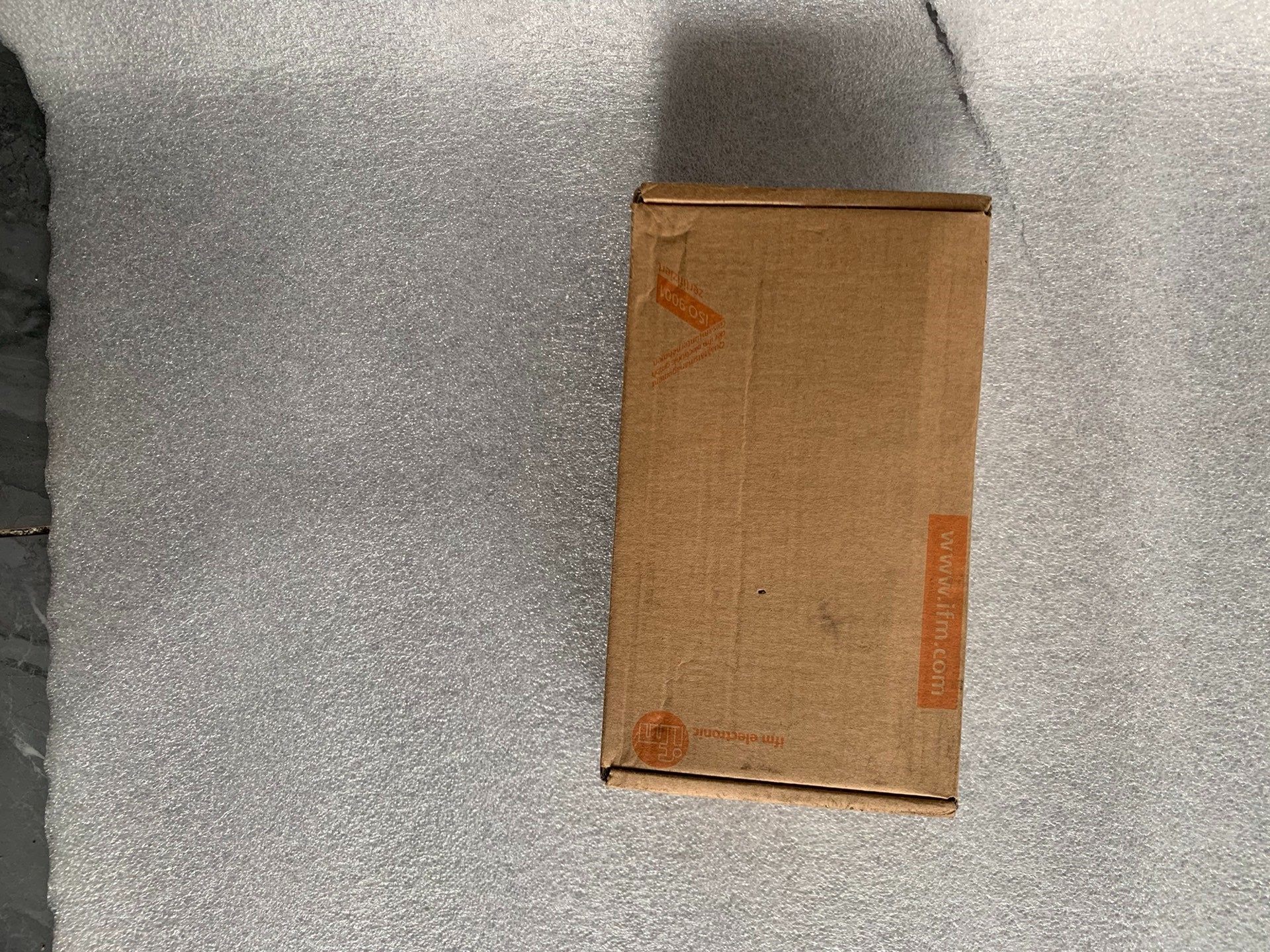 German ifm LMT121 liquid level switch negotiation