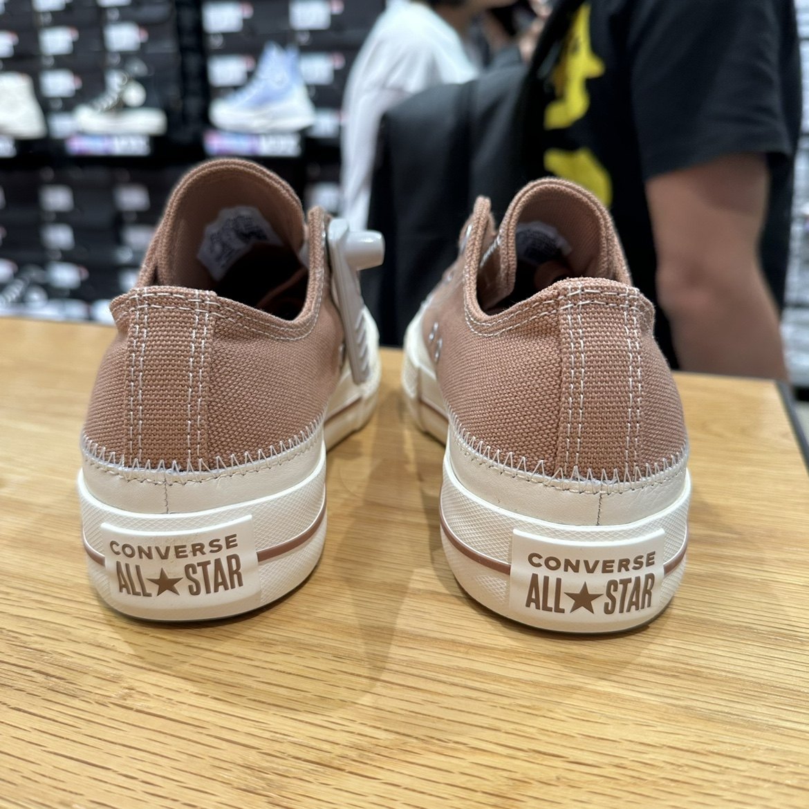 Converse Converse genuine Aozenggao sponge cake women's light chocolate ...