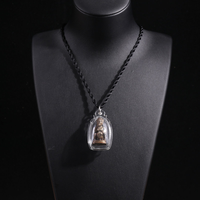 Thailand amulets Cuban collar 2559 Five -eye four -eared copper ...