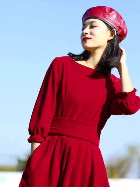 Autumn and winter new French retro waist slim skirt Golden velvet ...