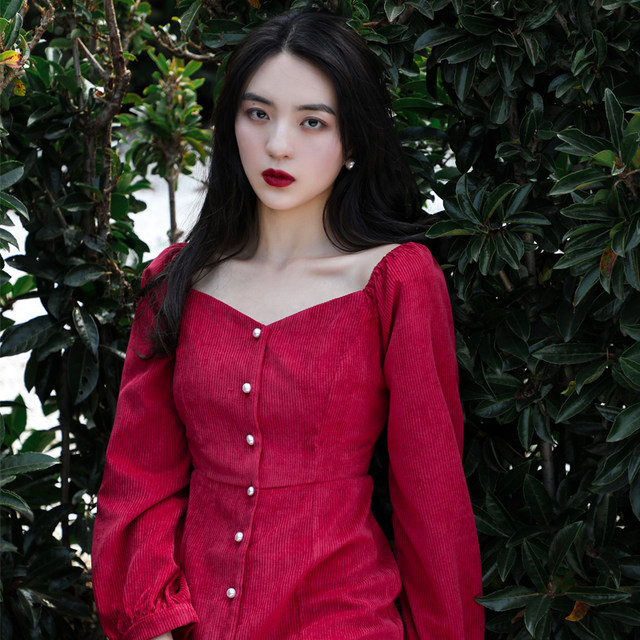 Juju custom small red dress French retro V -neck shows high ...