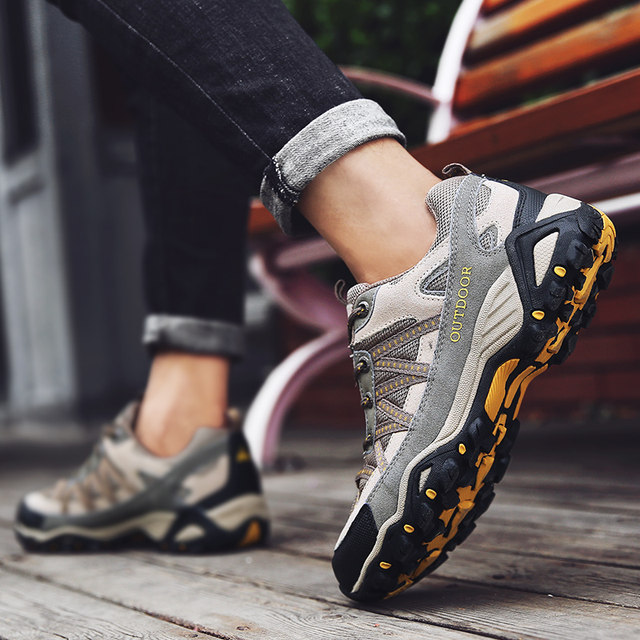 Outdoor shoes mountain climbing cross-country hiking shoes travel ...