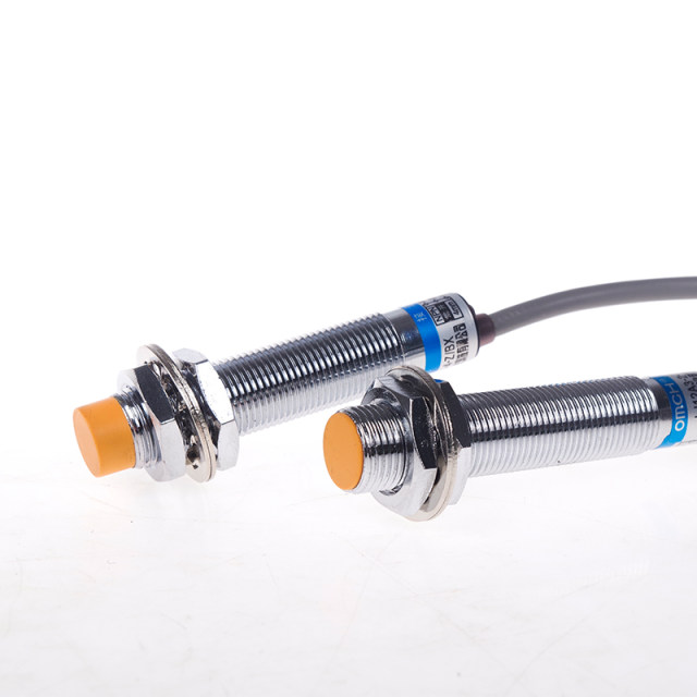 M12 Shanghai Industrial Proximity Switch LJ12A3-4-Z/BX three-wire 24V ...