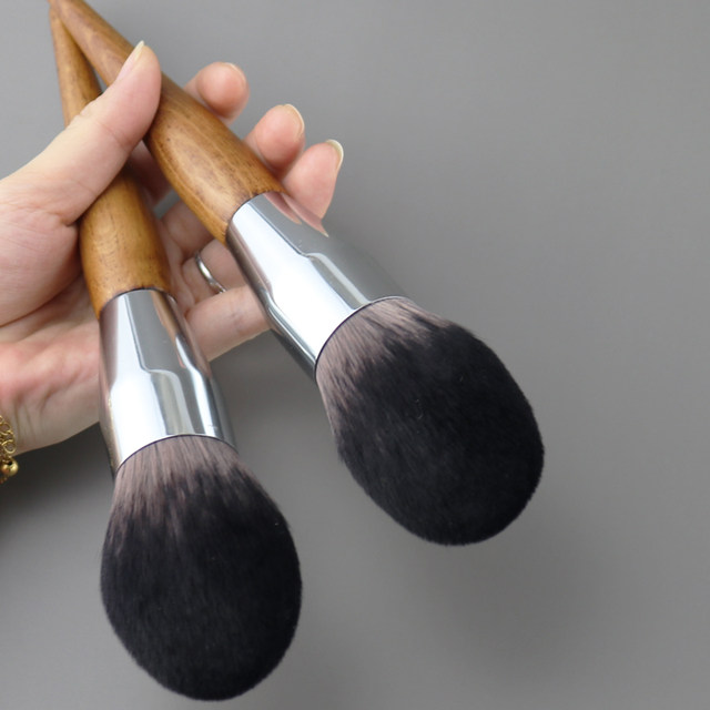 Extra large loose powder brush, honey powder brush, portable makeup brush, beginner large ...