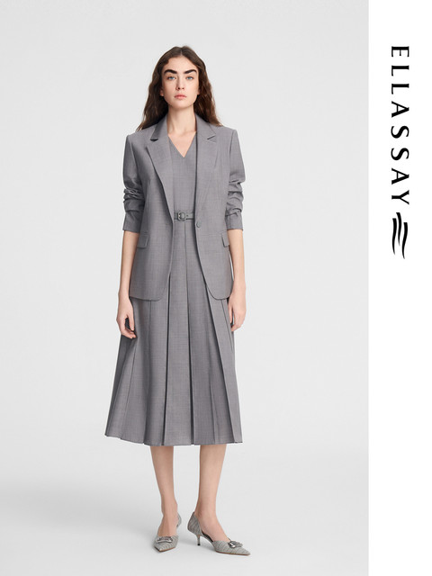 ELLASSAY New Spring and Summer Wool Blender Draped Textured Slim V-neck ...