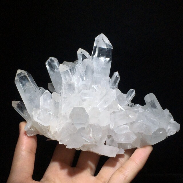 Natural white crystal cluster crystal transparent super beautiful ...