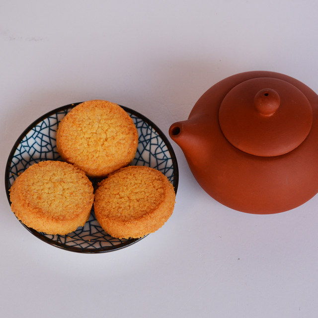 Shuidong golden shortbread Huizhou specialty coconut shortbread ...