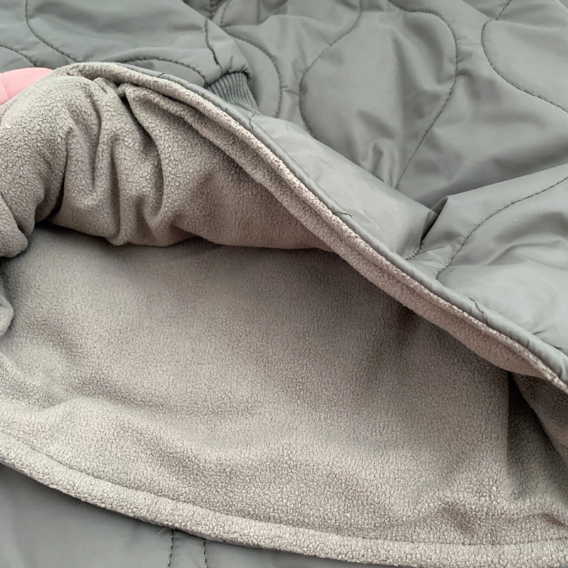 Simple sense of classic classic winter models, men and girls, stitches ...