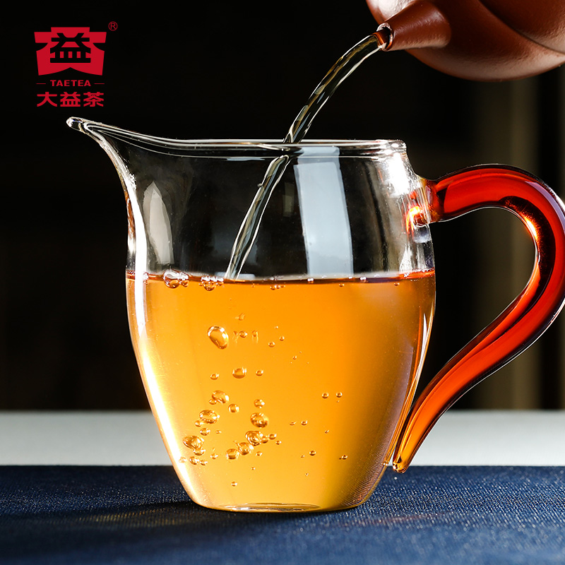 Dayi Pu'er Tea - Feng Hua Raw Tea Cake 357g - Yunnan Menghai 12letý