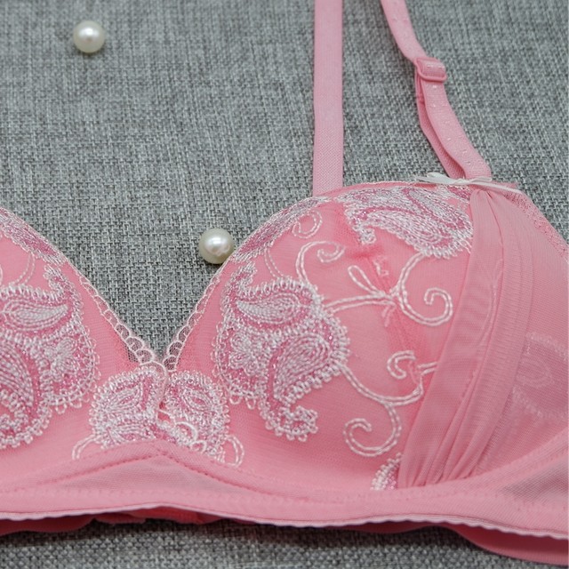 Bra gathered sexy and comfortable straps beautiful bra 80A lace top support anti-sagging ...