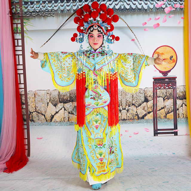 The opera improvement relies on Peking Opera women to rely on Wudan ...