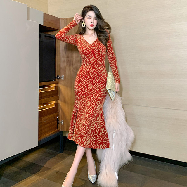 Dress with slim waist and elegant sister style v-neck mid-length French ...