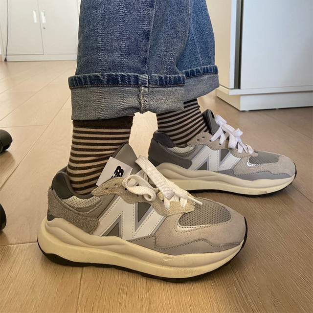 New Balance/NB 5740 series men and women couples retro casual dad shoes ...