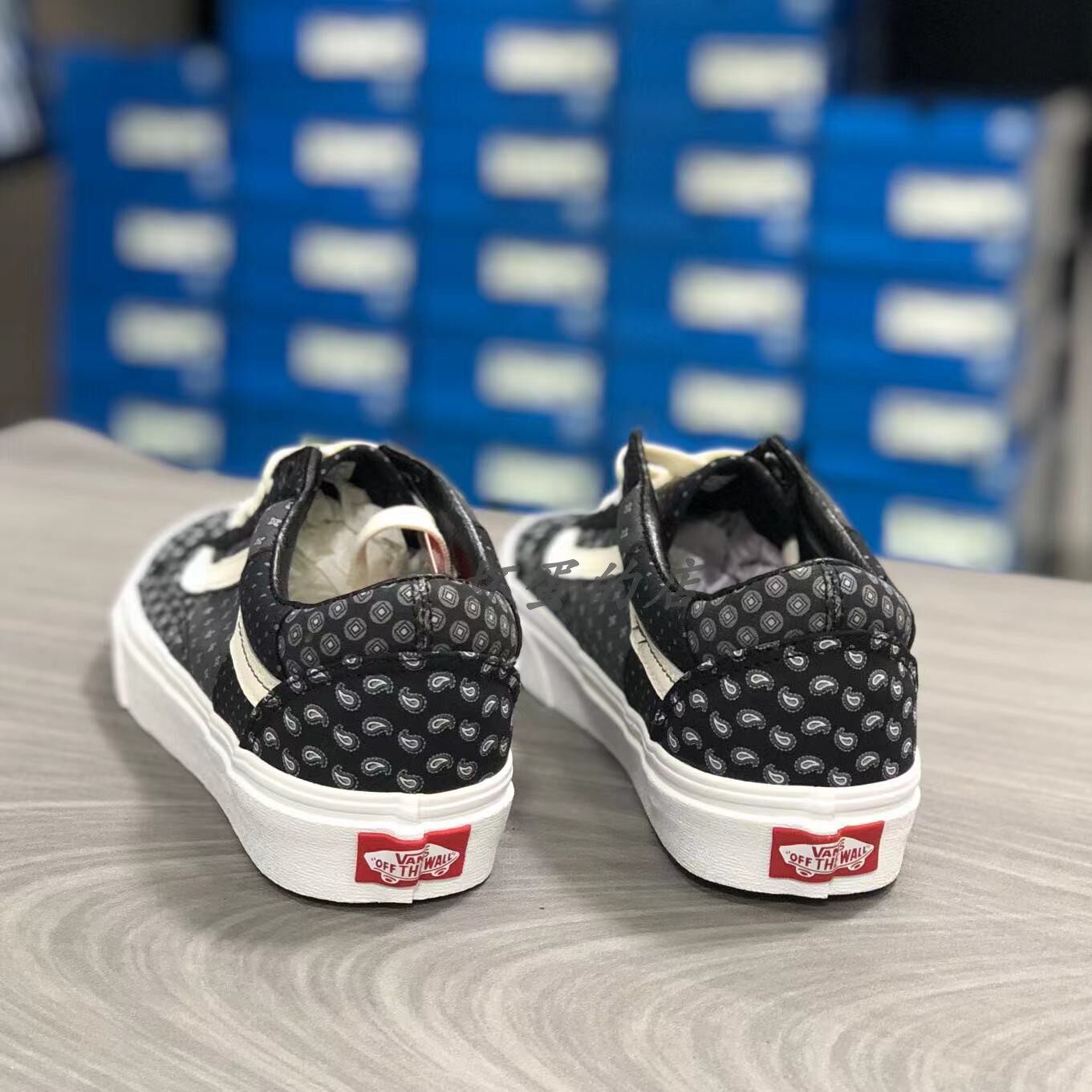 VANS Fans Old Skool Black Limp Fruit Print Low Shoes Casual Shoes ...