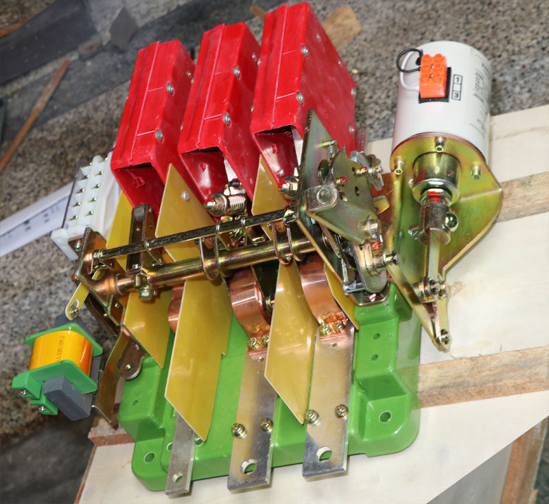 Universal circuit breaker GXW1M (DW16M) -630A 3P Automatic Magnetic ...