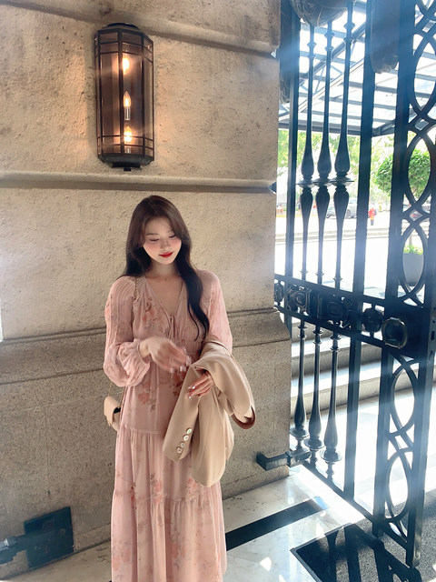 Zhao Baoni Ancient Castle Garden Romantic Fairy Floating Dress Women's ...