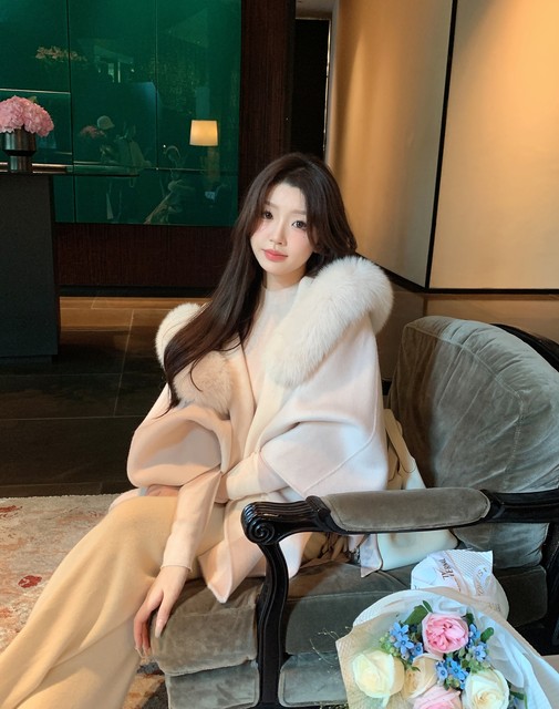 Zhao Baoni Crescent Cloak Fox Fur Collar Wool Hooded Double-sided ...