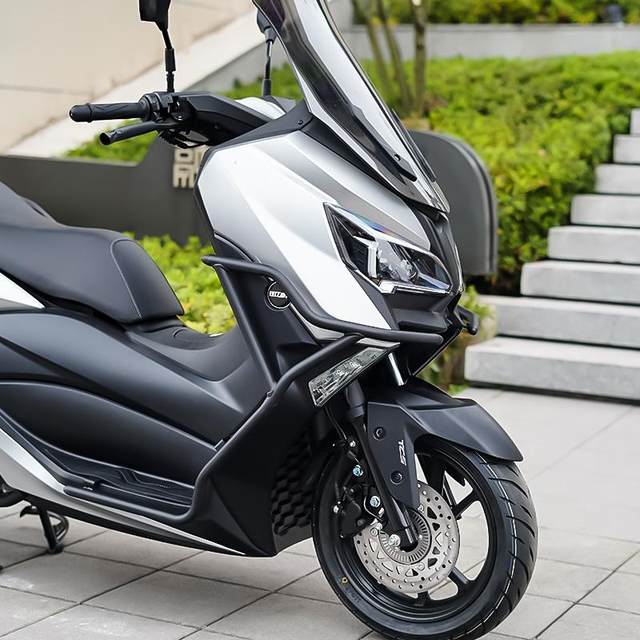 Suitable for Qianjiang Xun 150 guard bar front and rear bumper QJ150T-11L modified tail box rack ...