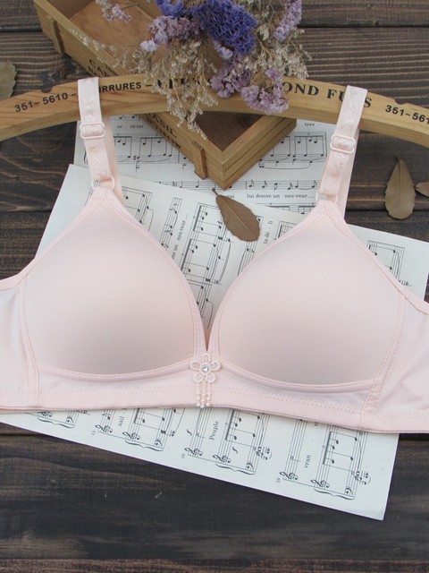 204 Yidaimeng Bra No Wires Smooth Soft Thin Molded Cup Bra Middle-aged ...