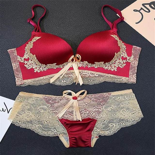 Victoria underwear embroidered palace lace wedding red no steel ring ...