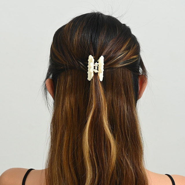 4.5CM medium-sized double-row tooth gripper, frosted milky coffee color ...