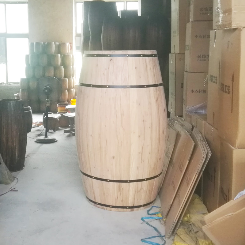 Barril de vinho decorativo em madeira maciça para eventos e fotografia