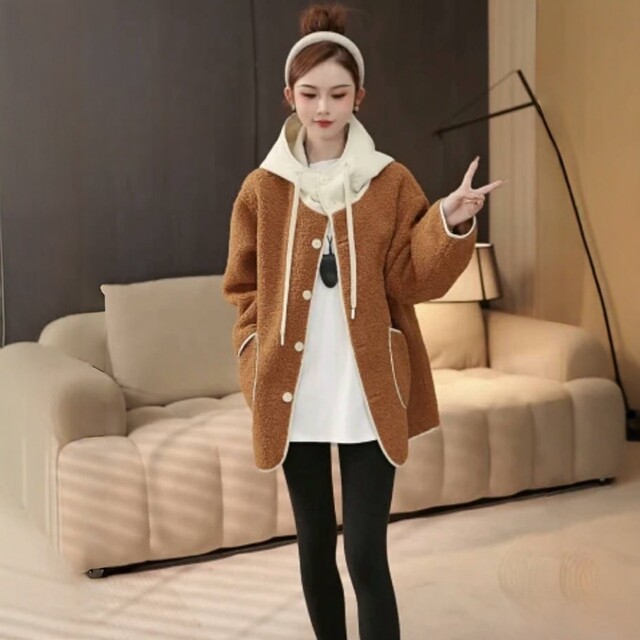 European goods fashion design sensor lamb plug jacket female autumn and ...