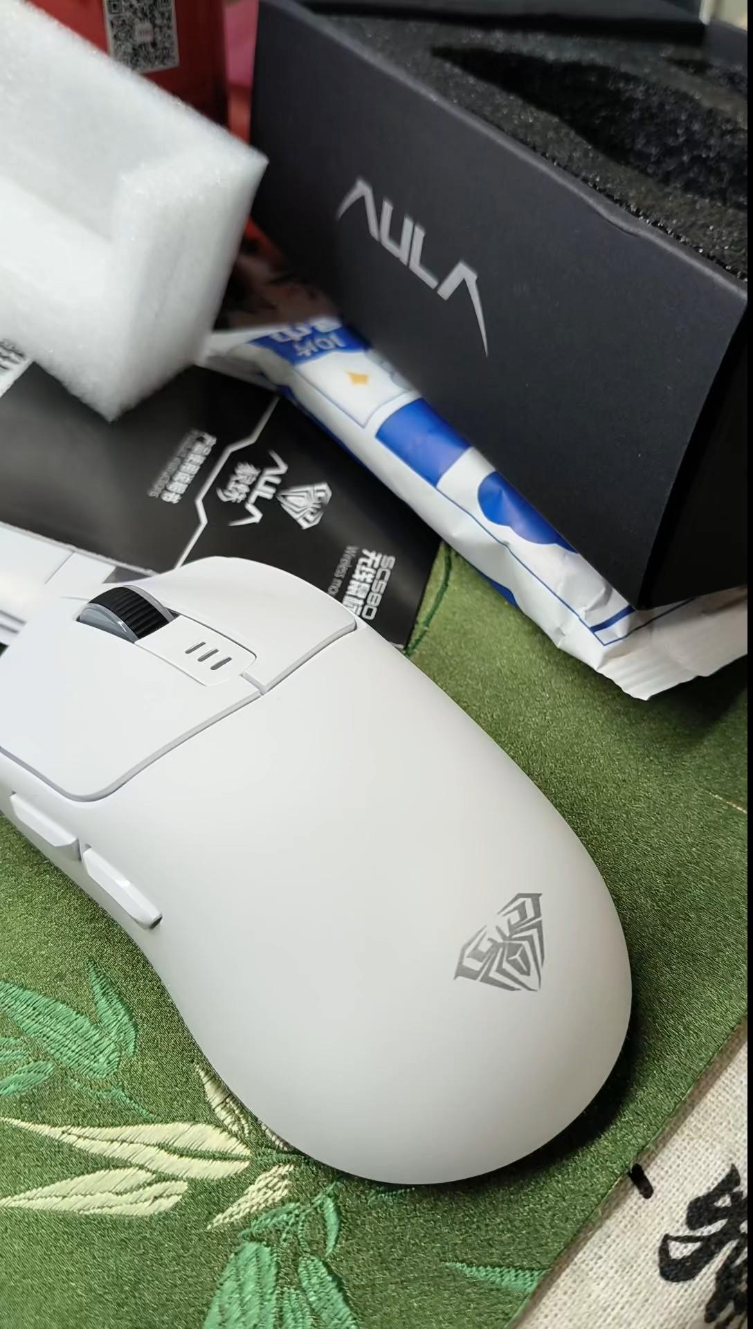 狼蛛SC525无线滑鼠 蓝牙2.4G双模4000dpi人体工学电竞滑鼠