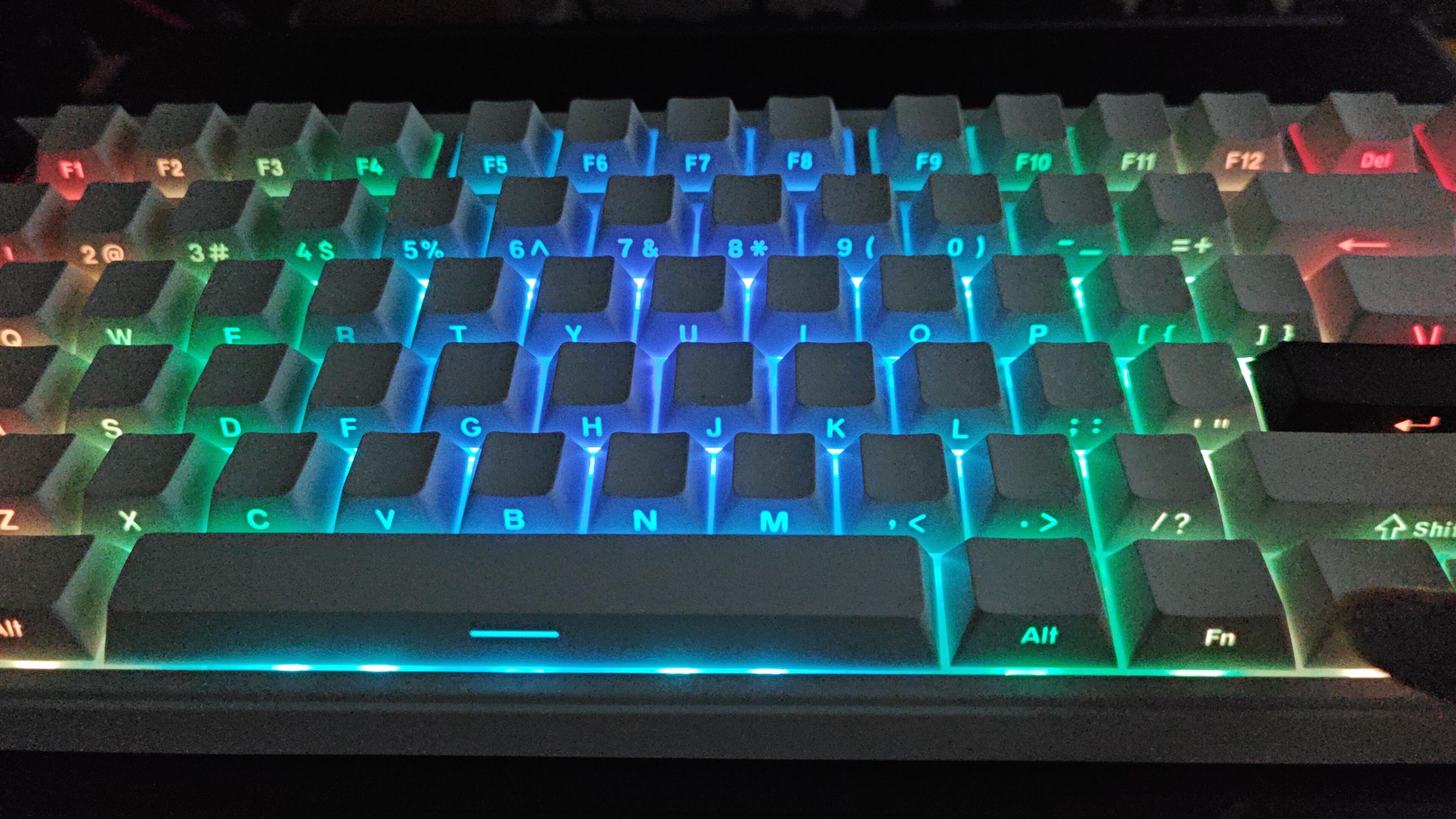 前行者DEEP68磁轴键盘 三模连接机械游戏电竞键盘 佳达隆轴 RGB灯效全键热插拔