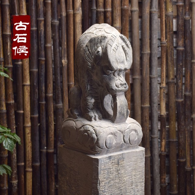 Bolt horse pile stone carving, antique, old Dragon Son statue ...